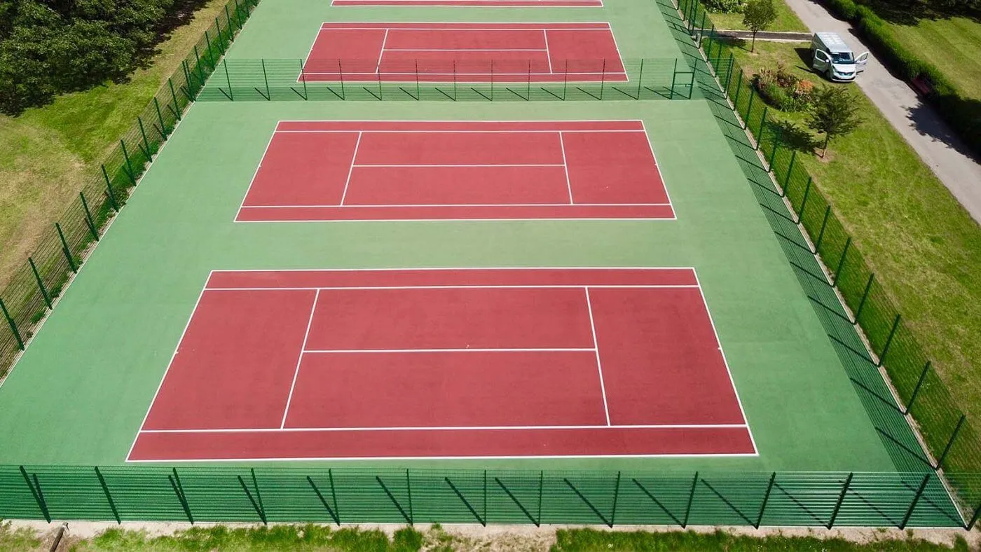 Tennis Court Construction: Choosing the Right Surface for your Facility ...