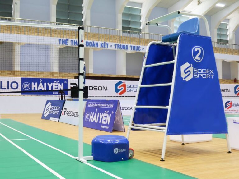 BWF-certified badminton posts | Sportsafe