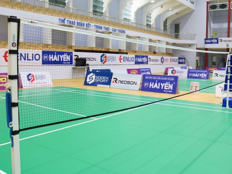 BWF-certified badminton posts | Sportsafe